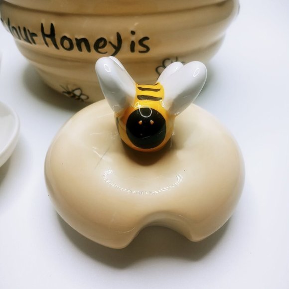 GANZ | Dining | Ceramic Honey Pot Bee Hive Honey Jar With Spoon | Poshmark
